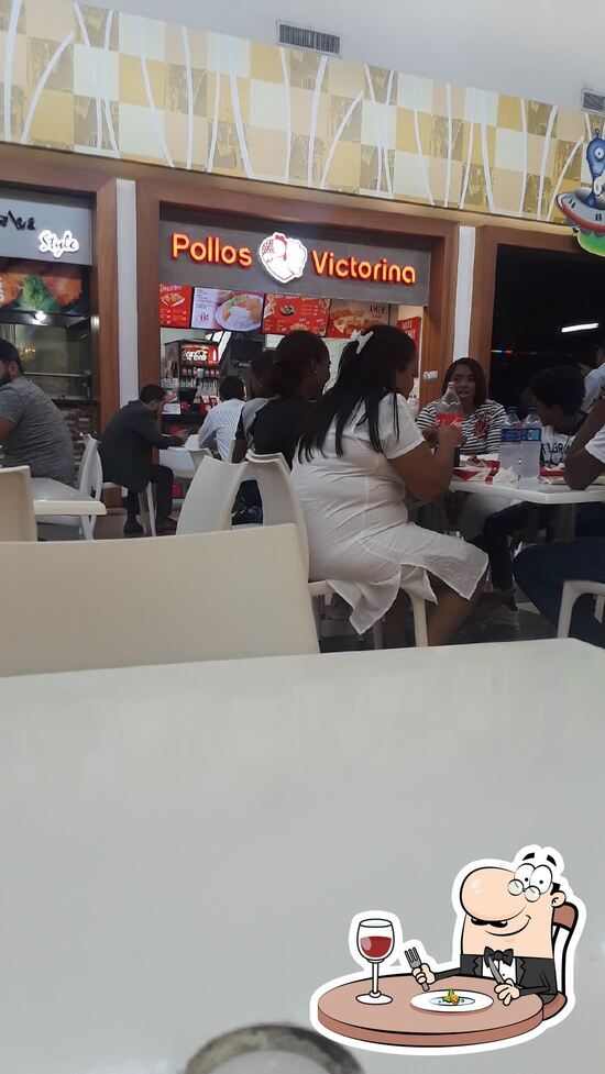 Menu at Pollo Victorina restaurant, Higuey