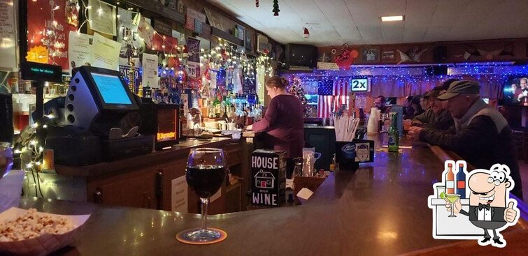 Menu at Betty Blue pub & bar, Moravia, 1 W Cayuga St