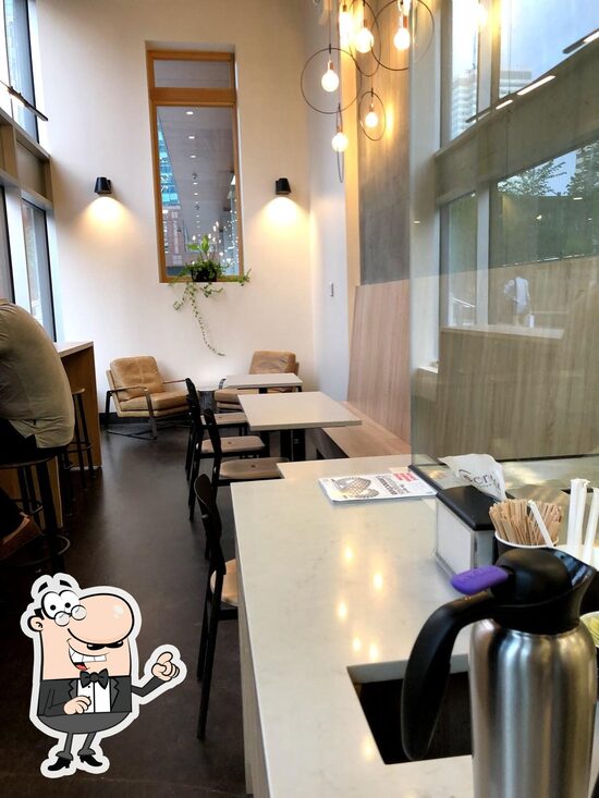 Credo Coffee, 10162 100 St NW in Edmonton - Restaurant reviews