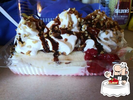 Pop's Frozen Custard in Menomonee Falls - Restaurant menu and reviews
