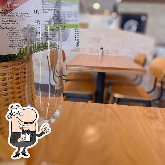 Lins Asian Bistro, Loughman - Restaurant menu, prices and reviews
