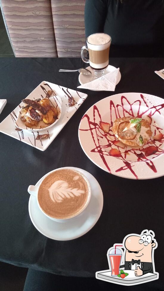 Menu at London café restaurant, Tijuana