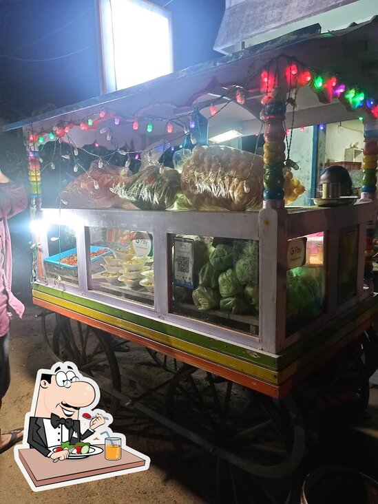 Menu at Golgappe stall, Kalapet