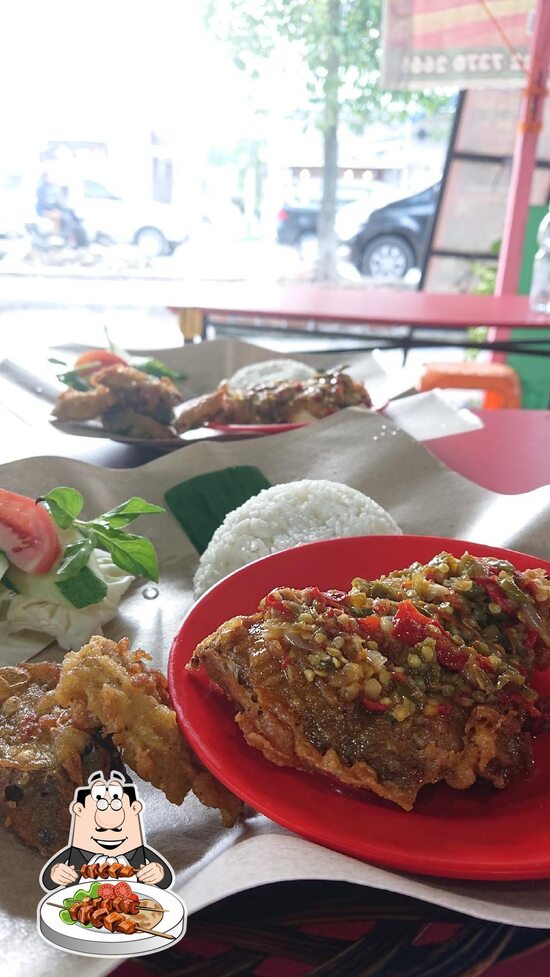 Ayam Jingkrak, Lubuk Pakam - Restaurant menu, prices and reviews