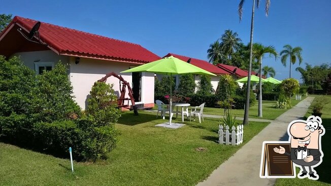 Moon River Resort, Ubon Ratchathani - Restaurant menu, prices and reviews