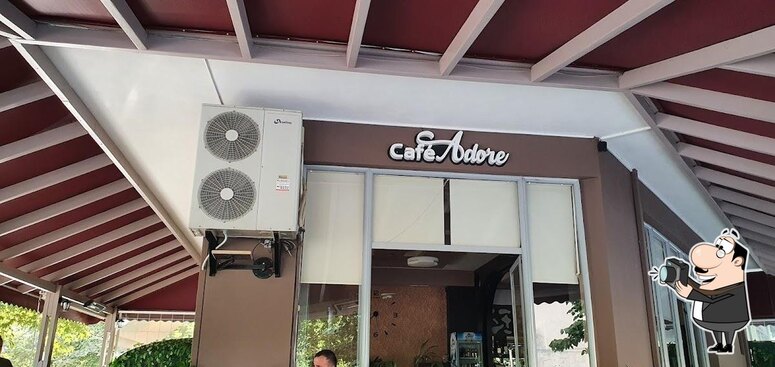 Carta de Cafe Adore, Vlorë