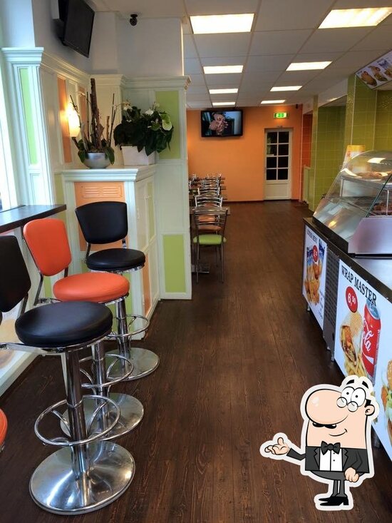 Chicken 4 U, The Hague - Restaurant menu, prices and reviews