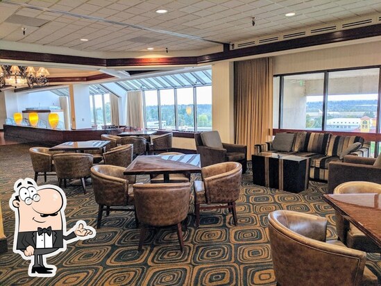 Maxi's Restaurant and Lounge, SeaTac - Restaurant menu, prices and reviews