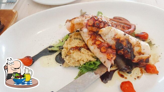 Colossus Greek Taverna, 221 Lakeshore Rd E in Oakville - Restaurant ...