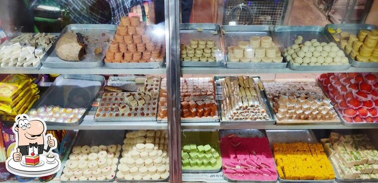 Menu at Gujarat Sweet Mart, Kurkheda