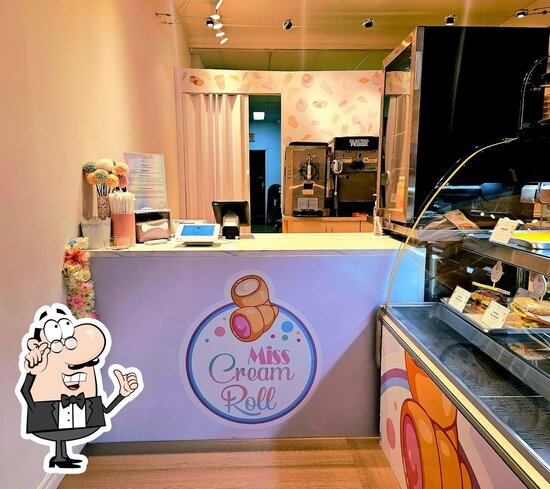 Miss Cream Roll Café, Pâtisserie et Crème glacée, Montréal - Restaurant ...