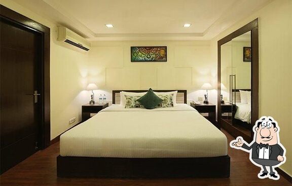 Lemon Tree Hotel, Tarudhan Valley, Manesar, India - Restaurant reviews