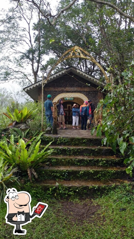 Bangkong Kahoy Valley, Philippines - Restaurant reviews