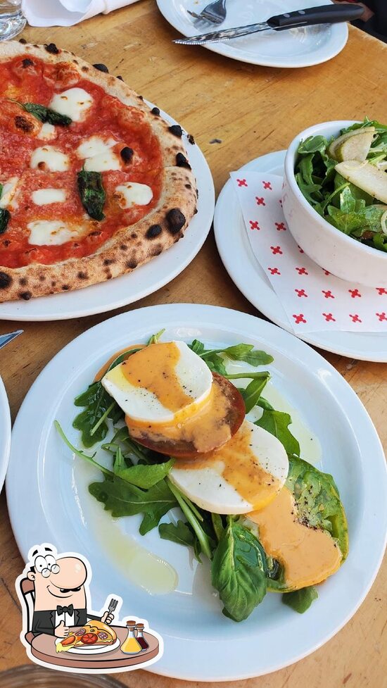 Pizzeria Libretto, 5000 Yonge St in Toronto - Restaurant menu and reviews