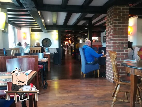 Seven Stars, Wool - Restaurant menu, prices and reviews
