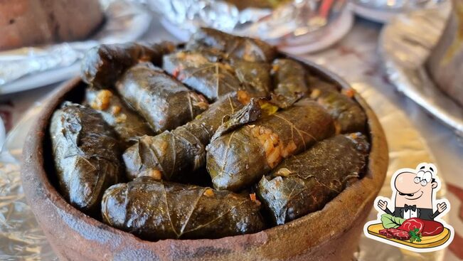 Hadramout Anter restaurant, New Cairo City, 99 Banks Center St ...
