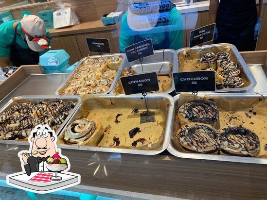 Cinnabon PIM cafe, South Jakarta - Restaurant reviews