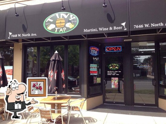 Tiny Tap in Elmwood Park - Restaurant menu and reviews