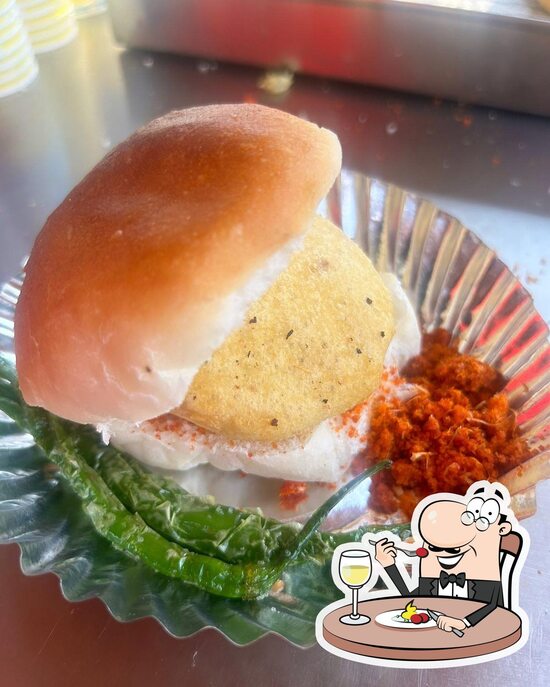 Shri Ram Amrutulya Vadapav Lonavala, Lonavala