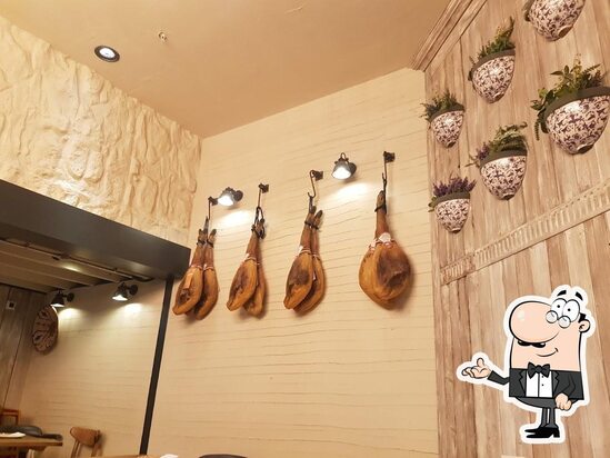 Tapas Revolution, London - Restaurant menu, prices and reviews