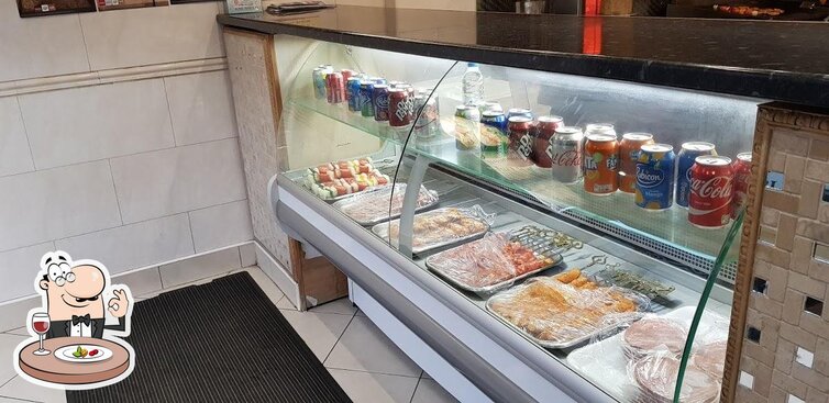 Menu at Pinarz fast food, Harpenden
