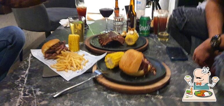 Menu at The Pitch & Putt American Bar and Grill, San Luis Potosi