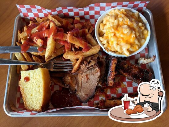 Fitz's Classic Grill BBQ Smoke House, 250 Greenbank Rd in Ottawa ...