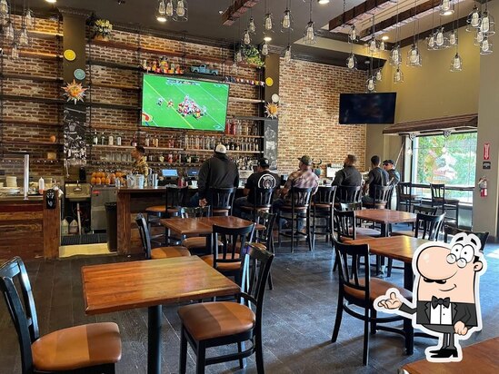 Menu at 201 Main pub & bar, Salinas