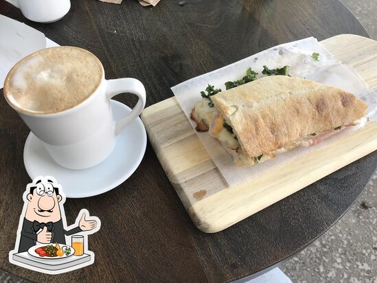 Moonday Cafe in Dania Beach - Restaurant reviews