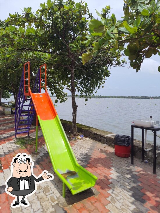 PANANGAD NIGHTS, Ernakulam - Restaurant menu, prices and reviews