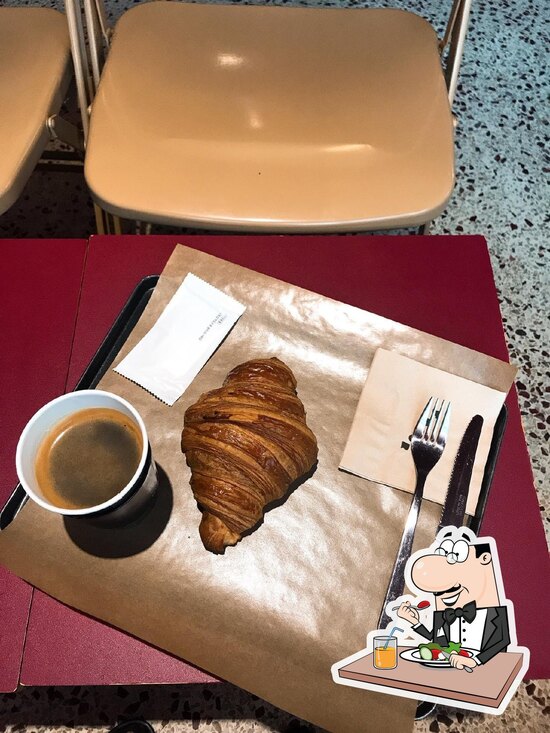 Menu at FLOUR ARTISAN BAKERY CAFE, Seoul