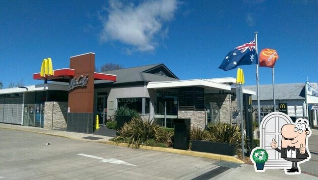 Carta de comida rápida McDonald's, Glen Innes, Cnr Meade Street