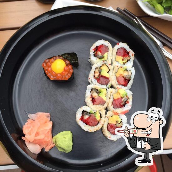 Nooshi, 524 8th St SE in Washington - Restaurant menu and reviews