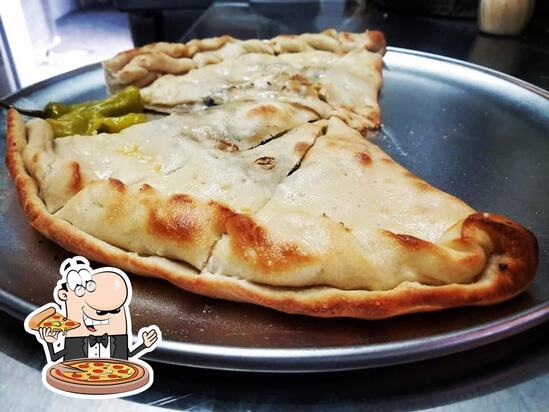 Causeway Pizza in Key Colony Beach - Restaurant menu and reviews