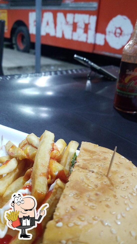 Danilo Hot Dog restaurant, Moncion - Restaurant reviews