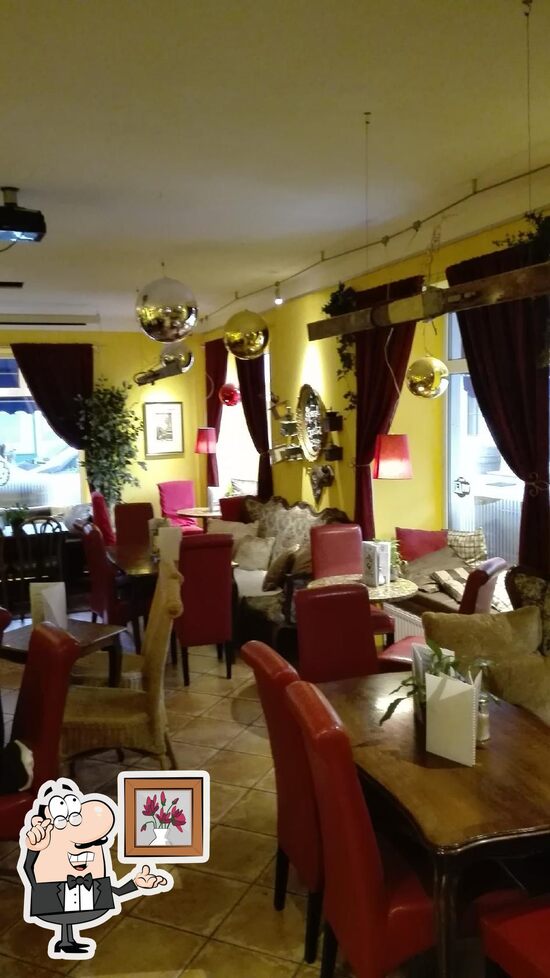 Cafe Nannerl - Restaurant menu, prices and reviews