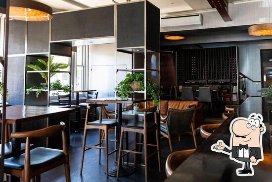 Toorak Hotel in Toorak - Restaurant menu and reviews