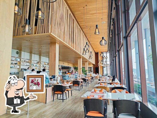 Flare, Pattaya - Restaurant menu, prices and reviews