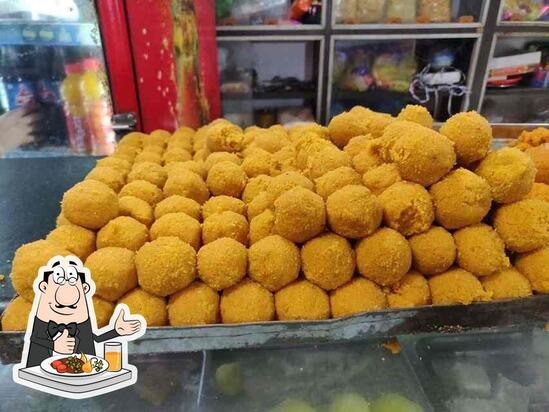 Menu at New Dinesh Sweets & Chaat, Patna