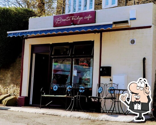 Bronte Bridge cafe, 5 Mill Hill in Keighley - Restaurant reviews