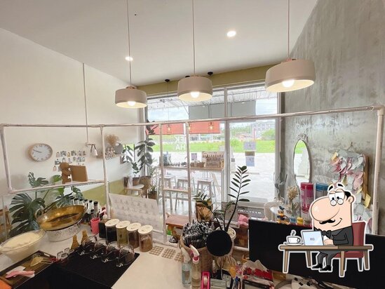 Café Dek-cha เด็กชา สาขาบ้านค่าย, Ban Khai - Opiniones del restaurante