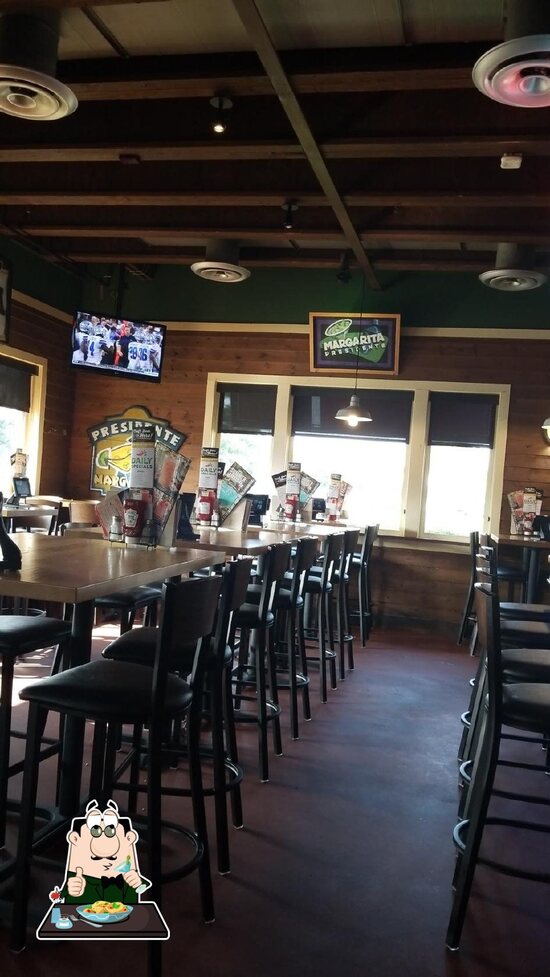 Chili's Grill & Bar, 1430 109th Ave NE in Blaine - Restaurant menu and ...