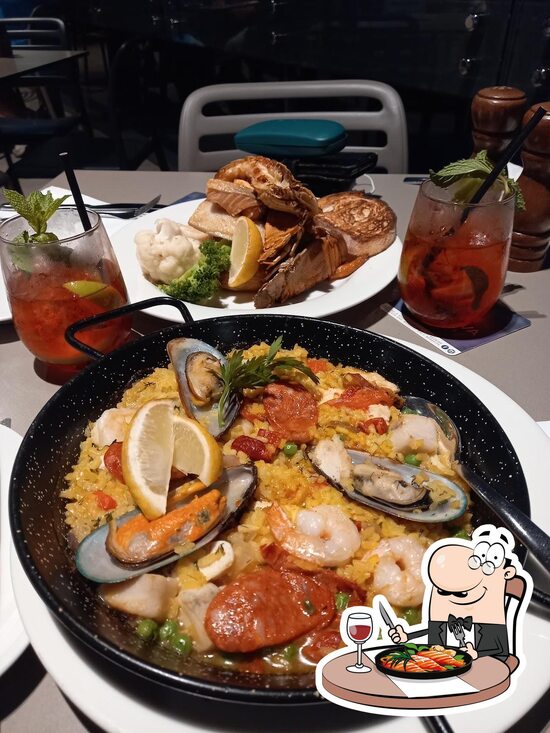 Kurrawa Surf Club in Broadbeach - Restaurant menu and reviews