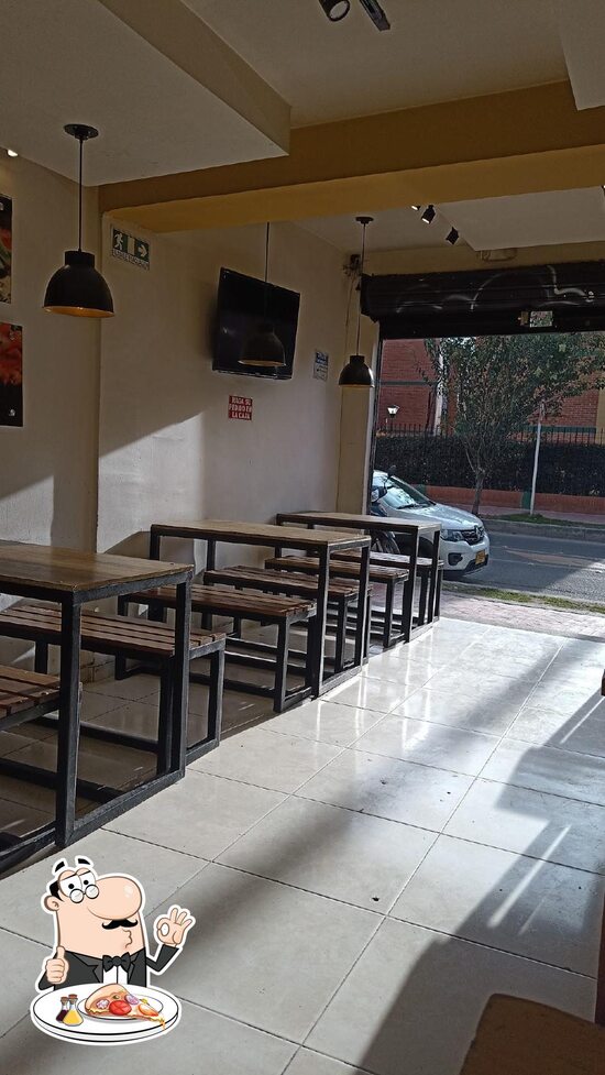Colombian Pizza plaza, Bogotá - Menú del restaurante, precios y reseñas