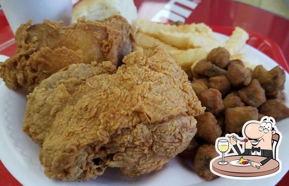 Thomas Fried Chicken in Grand Prairie - Restaurant menu and reviews
