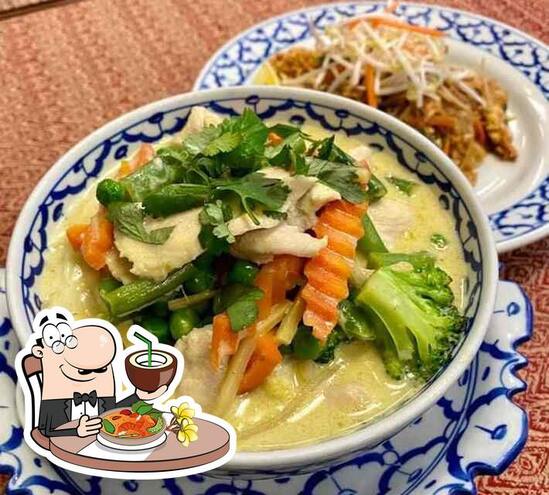 Chao Phraya, 544 E Coast Rd in Auckland - Restaurant menu and reviews