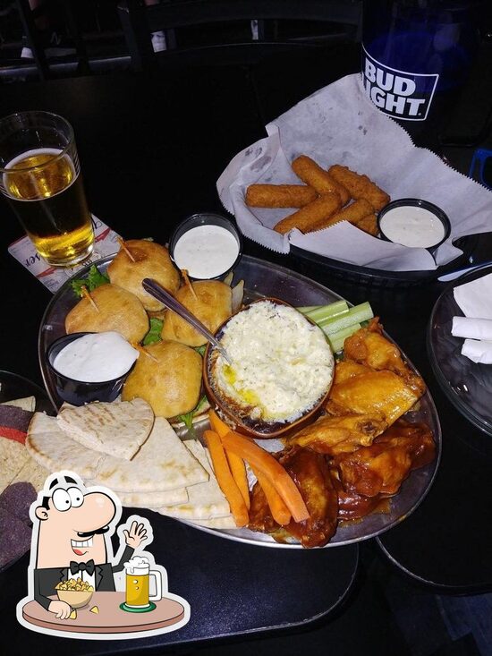 Menu at Pitchers Sports Restaurant, Fort Collins, W Drake Rd