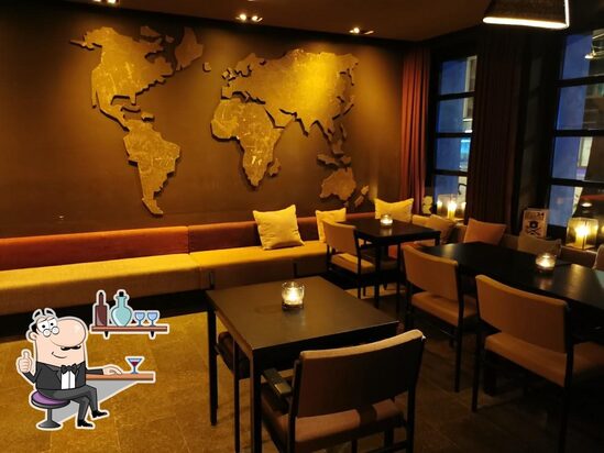 Oost Bar, Frankfurt am Main - Speisekarte, Preise und Bewertungen
