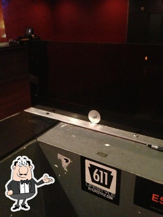 Zee Bar in Philadelphia - Restaurant menu and reviews