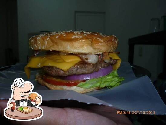 Greg's Burger restaurant, El Tejar